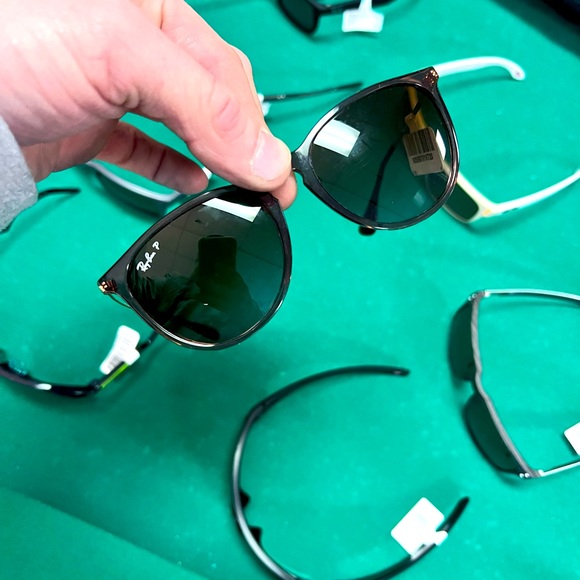 Ray-Ban | Accessories | Ray Band Erika | Poshmark